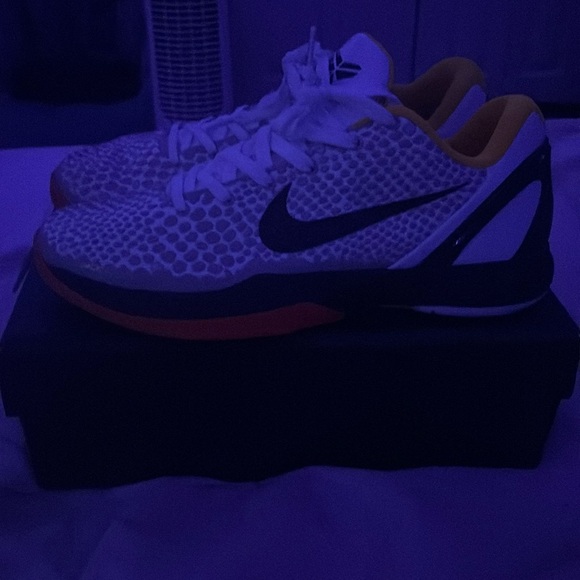 Nike | Shoes | These Are Basically Brand New Worn Maybe Once Box Is A ...